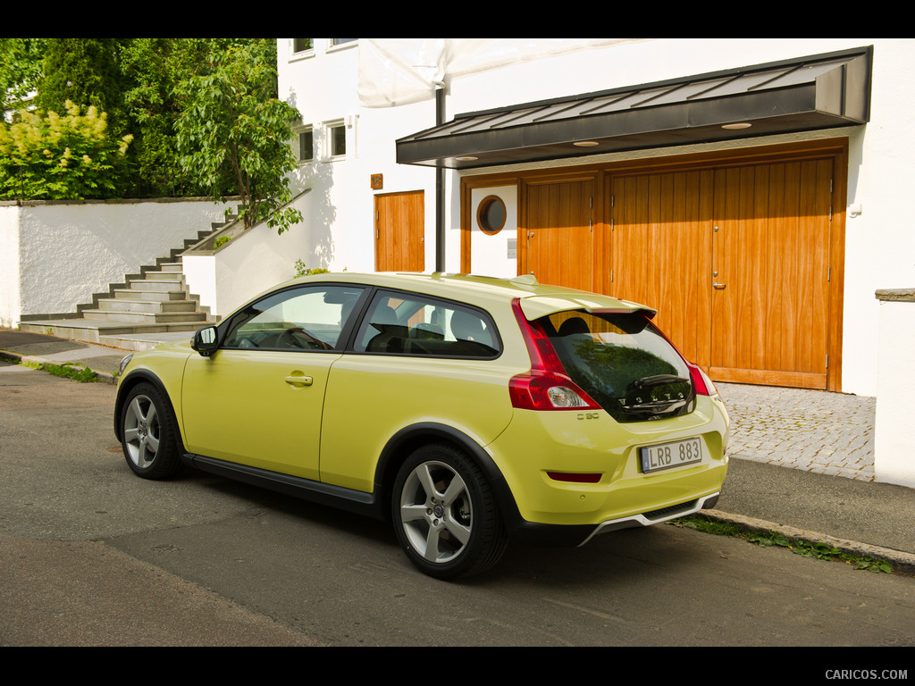 Volvo C30 technical specifications and fuel economy